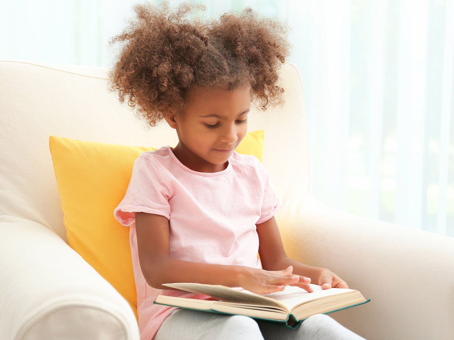 How to Help Kids Finish Books | Scholastic