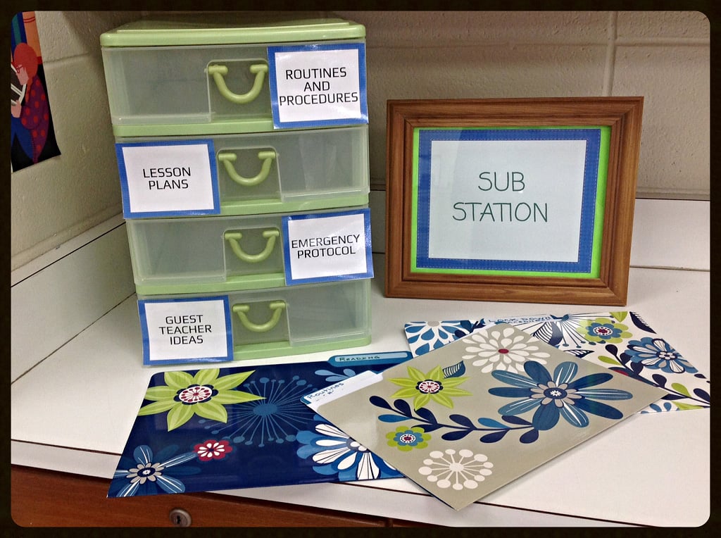 Substitute Teacher Folder Makeover | Scholastic