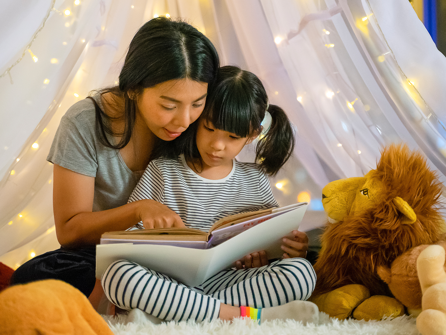 Top Reading Tips From the Scholastic Parents Instagram