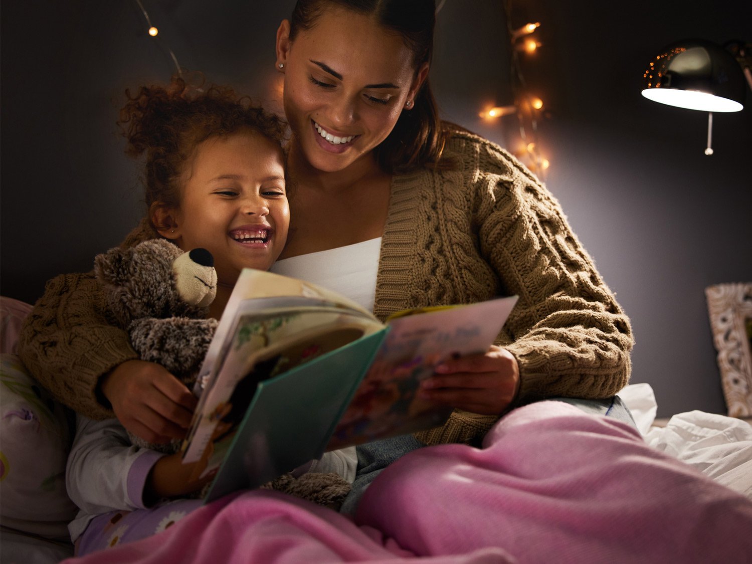 Top Tips for Developing Family Reading Habits