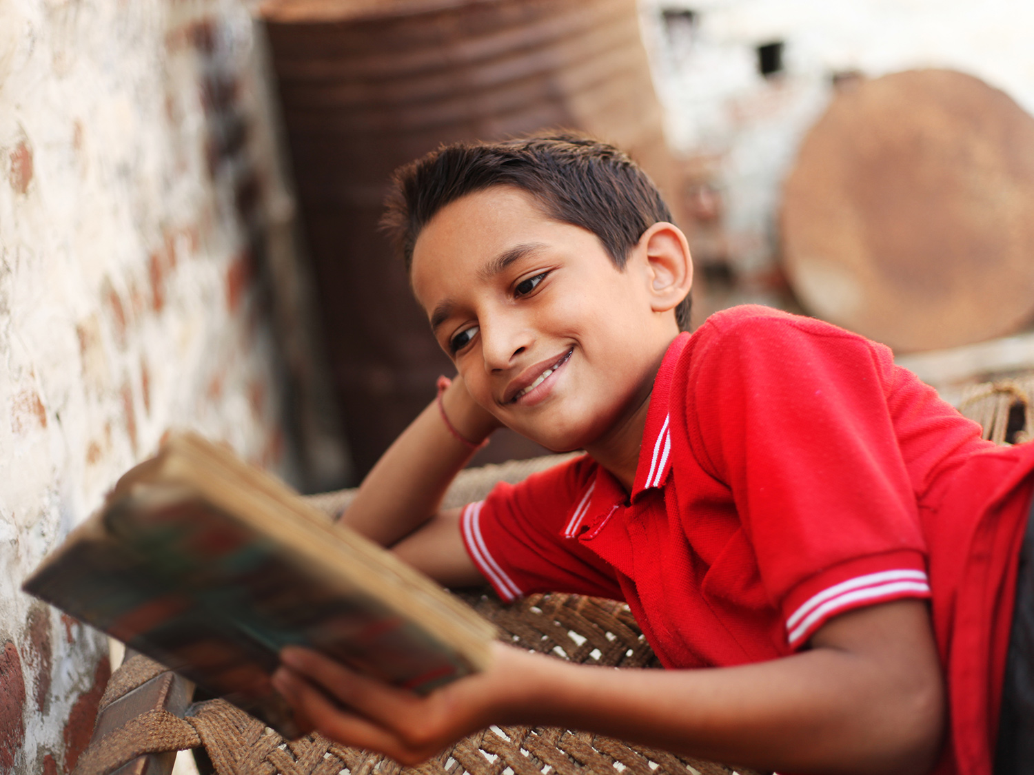Expert Tips for Exploring Biographies With Your Kids