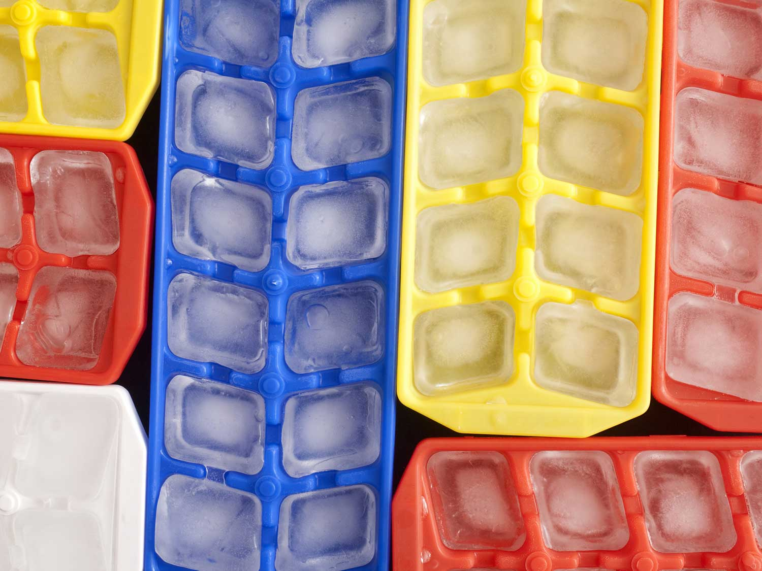 Explore Science and Art With This Ice Cube Activity
