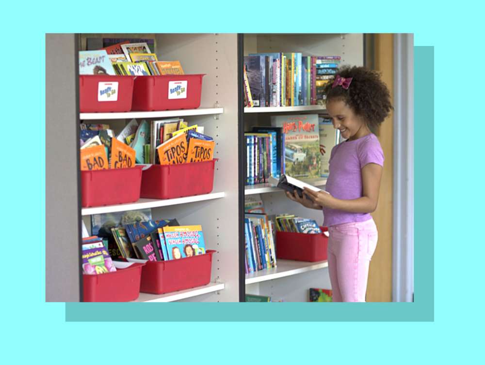 15+ Essential Reference Books for Your Classroom Library