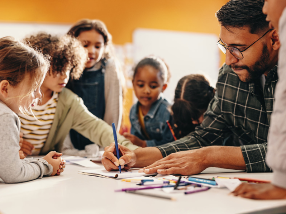 15+ Essential Reference Books for Your Classroom Library