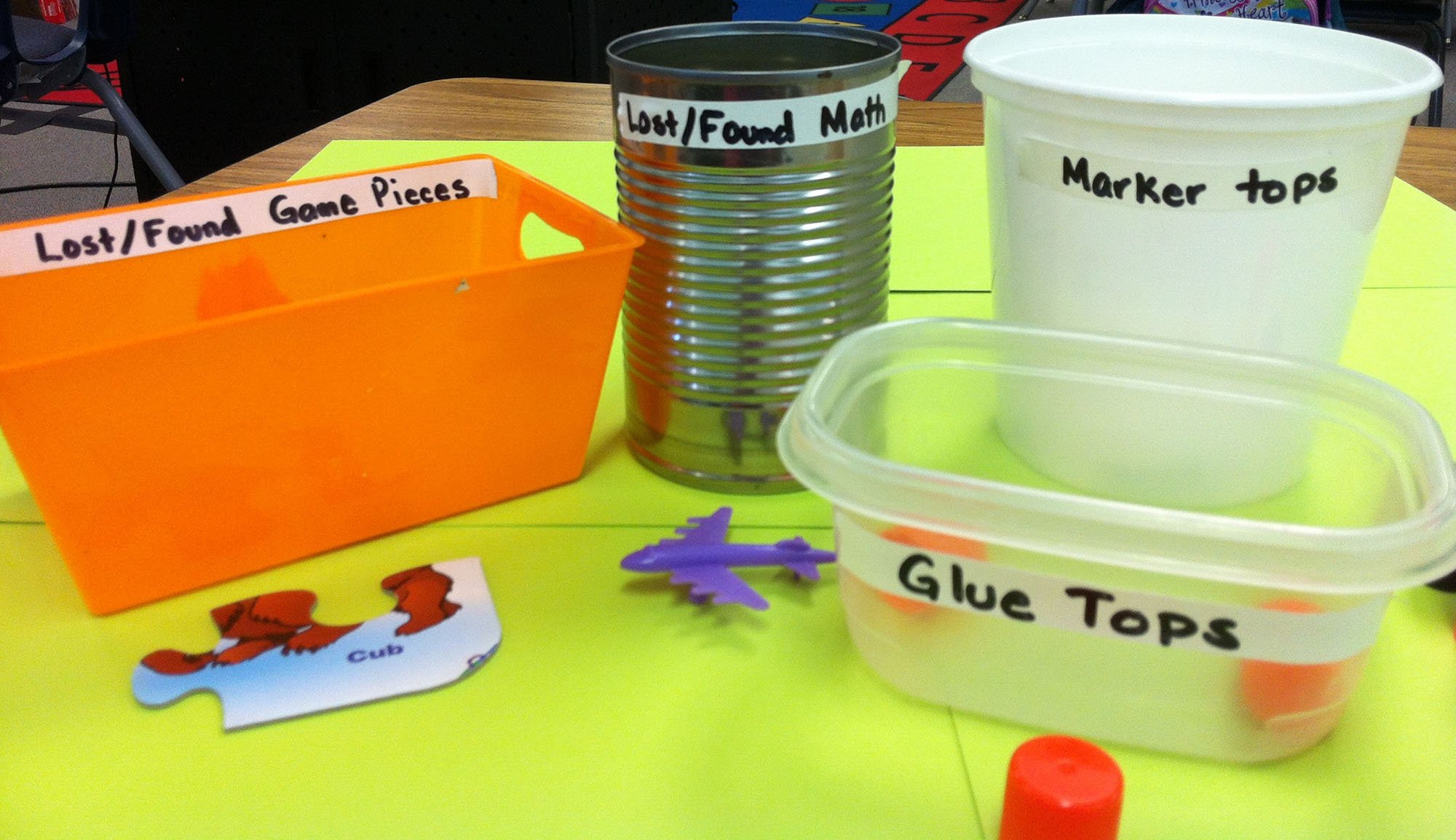 Classroom Organization Tips for the Frugal Teacher, Part 1 | Scholastic