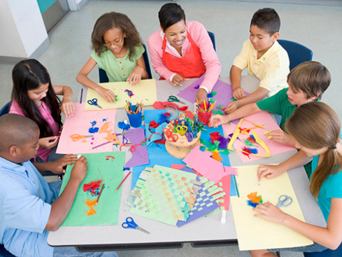 Craft Ideas for February Holidays | Scholastic